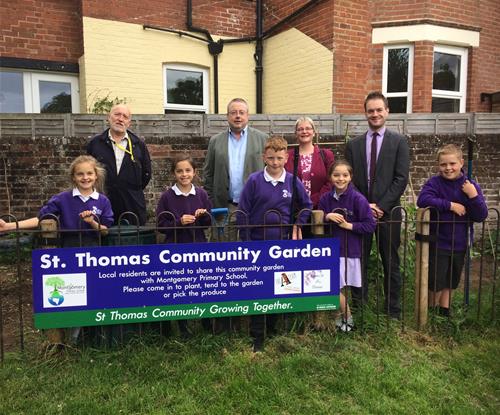 Signs Express Exeter Replace St Thomas Community Garden Sign